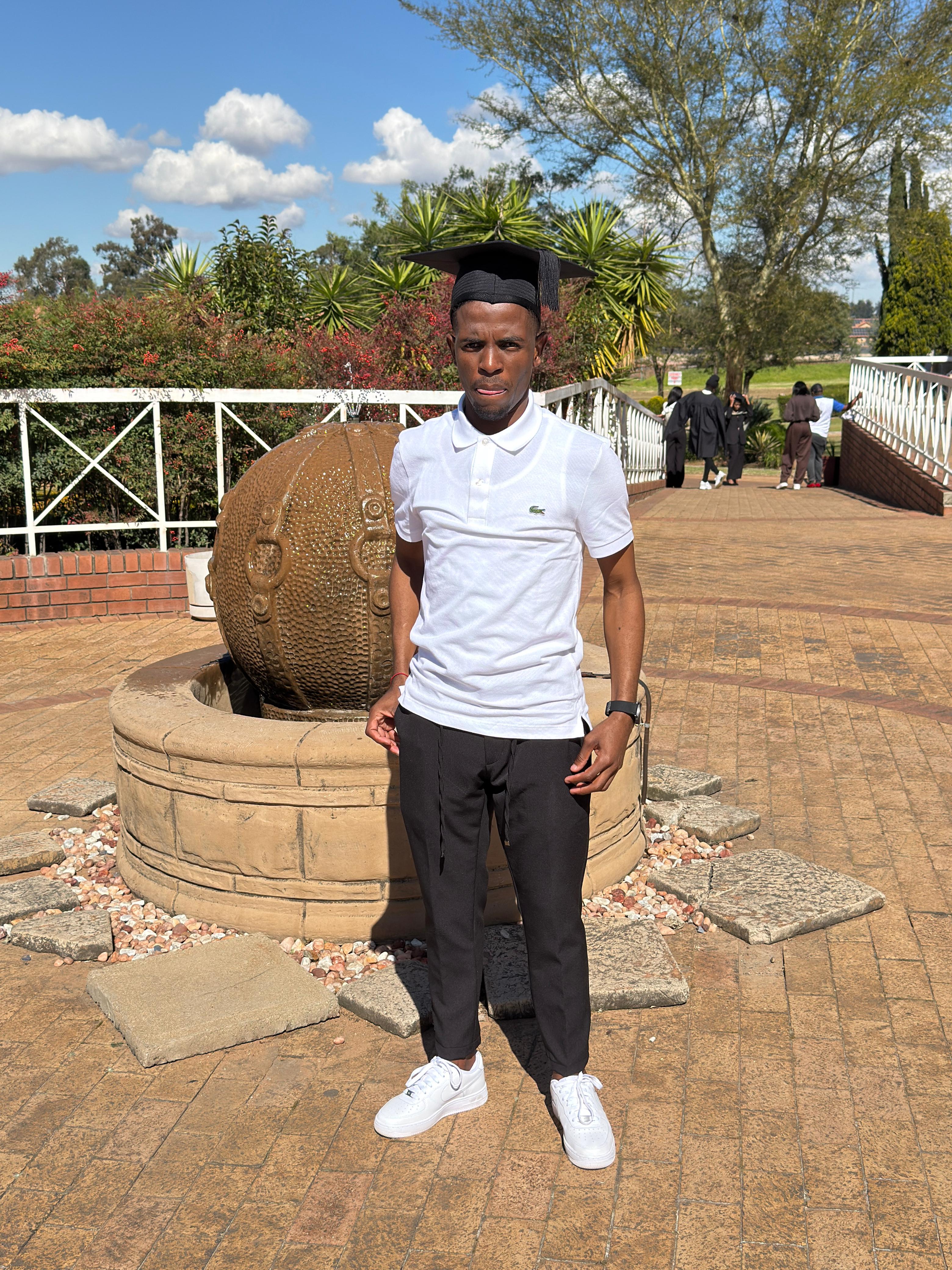 Philasande Valentine Nkosi – Modern Portfolio